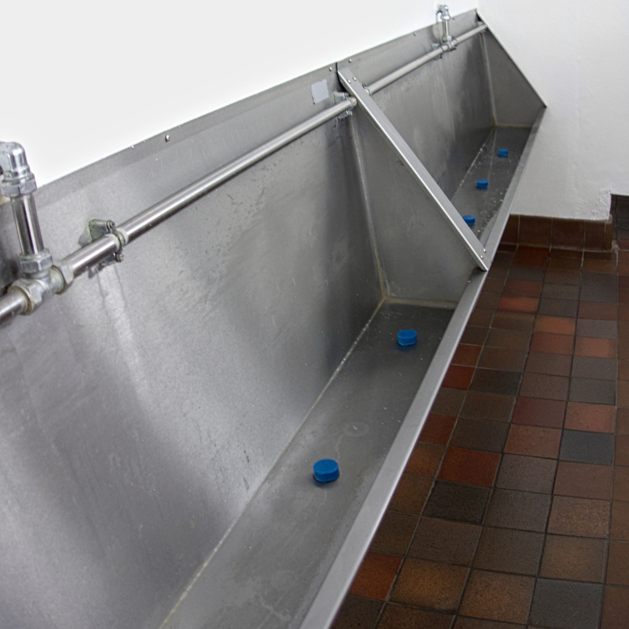 Saiba tudo sobre o mictório - Blog Liven Casa